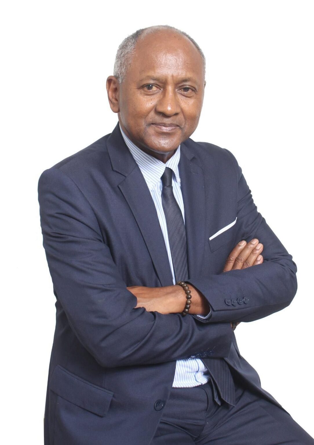 Firmin Édouard Matoko, candidat au poste de directeur général de l ...