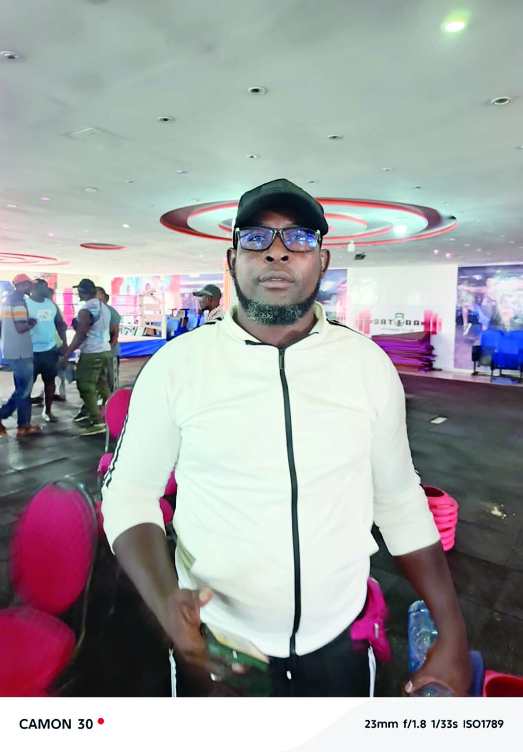 Lansana Cissé, ancien lutteur: De maçon à chauffeur de taxi, le ...