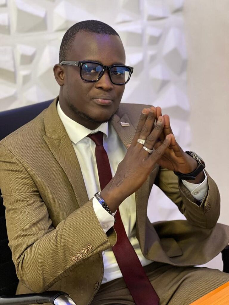 Alassane Koume, président de l’Association Pour la Promotion du Livre ...